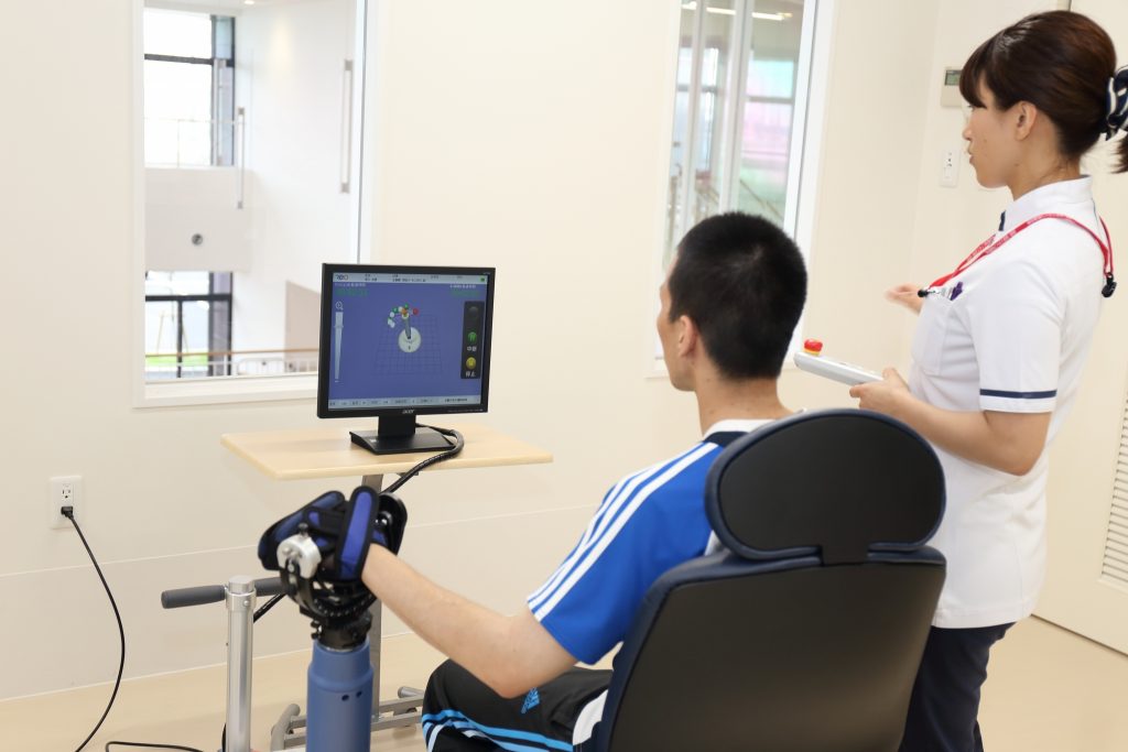 上肢ロボット型運動訓練装置（ReoGo-J®） - 医療法人相生会 福岡みらい病院